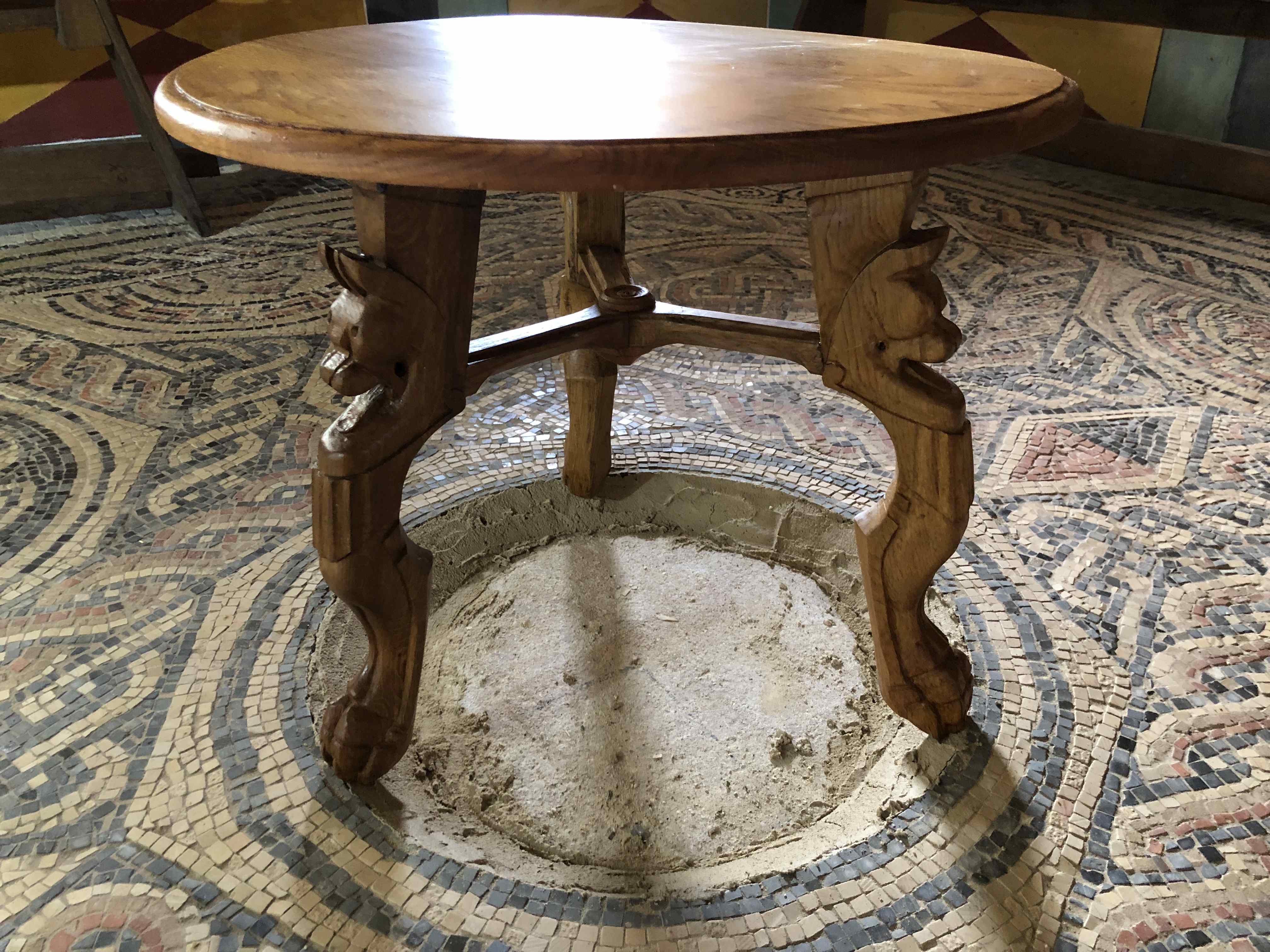 Making a Roman table | 'Hands on Heritage' in the Avalon Marshes